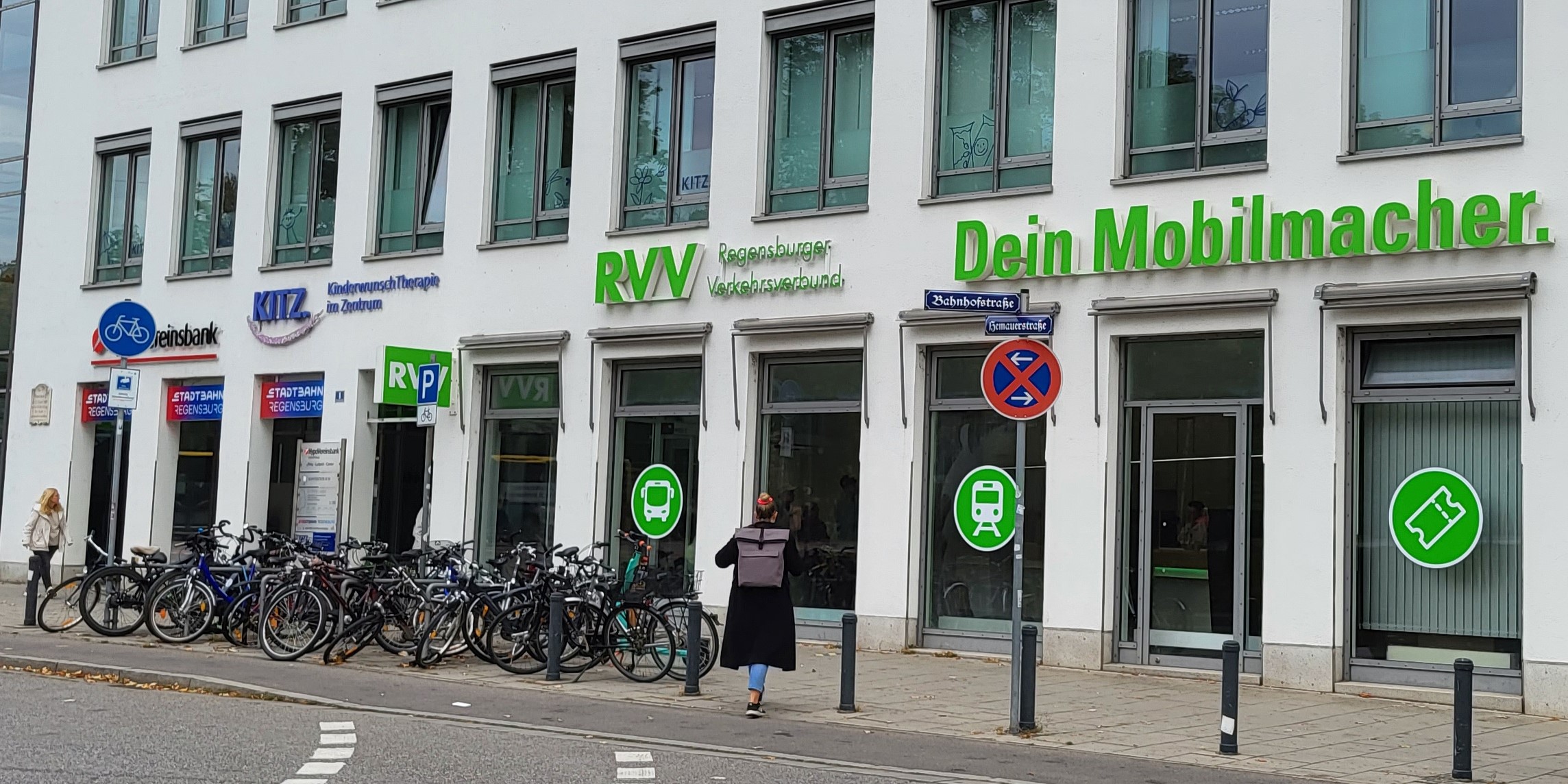 E-Carsharing: Ab 15.04.2024 Freischaltung im RVV-Kundenzentrum - Regensburger Verkehrsverbund